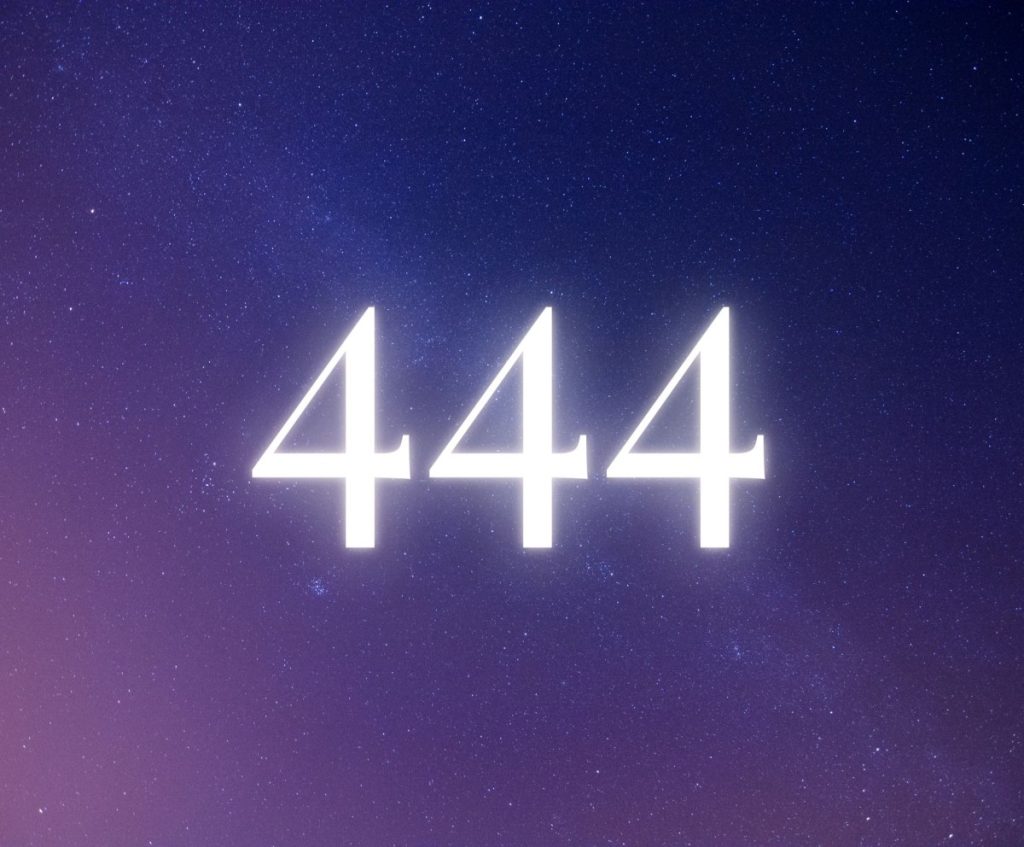 444: significado en el amor - NumerosyAstros.com